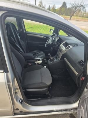 Grey Opel Zafira 2007 in Bauska, with an engine capacity of 1.70 L and mileage of 352 thousand km for 1420 €, photo 11 on AUTOMOTO.COM.LV