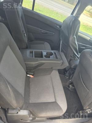 Grey Opel Zafira 2007 in Bauska, with an engine capacity of 1.70 L and mileage of 352 thousand km for 1420 €, photo 13 on AUTOMOTO.COM.LV