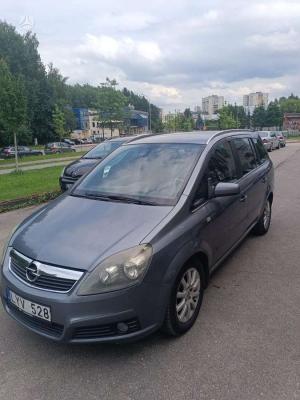 Grey Opel Zafira 2007 in Vilnius, with an engine capacity of 1.91 L and mileage of 294 thousand km for 1700 €, photo  on AUTOMOTO.COM.LV