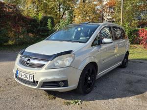 Pelēks Opel Zafira 2007 Jelgava, ar dzinēja tilpumu 1.90 L un nobraukumu 0 tūkst. km par 790 €, foto 1 vietnē AUTOMOTO.COM.LV