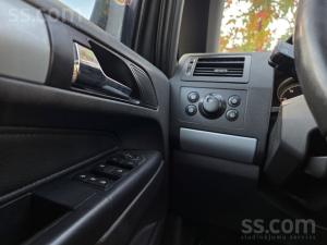 Pelēks Opel Zafira 2007 Jelgava, ar dzinēja tilpumu 1.90 L un nobraukumu 0 tūkst. km par 790 €, foto 26 vietnē AUTOMOTO.COM.LV