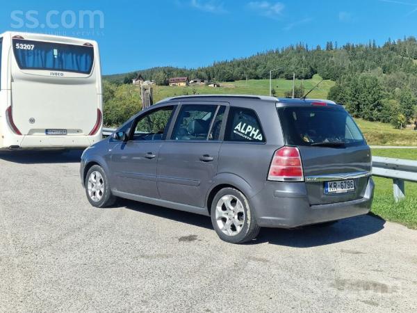 Pelēks Opel Zafira 2007 Rīga, ar dzinēja tilpumu 1.90 L un nobraukumu 308 tūkst. km par 1750 €, foto 4 vietnē AUTOMOTO.COM.LV