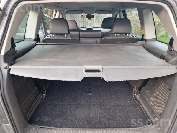 Pelēks Opel Zafira 2007 Rīga, ar dzinēja tilpumu 1.90 L un nobraukumu 308 tūkst. km par 1750 €, foto 8 vietnē AUTOMOTO.COM.LV
