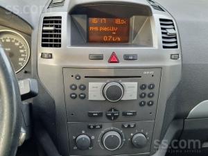 Pelēks Opel Zafira 2007 Rīga, ar dzinēja tilpumu 1.90 L un nobraukumu 308 tūkst. km par 1750 €, foto 12 vietnē AUTOMOTO.COM.LV