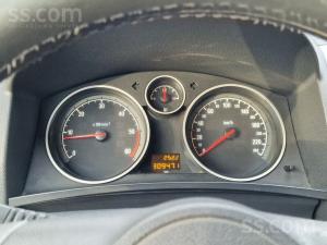 Pelēks Opel Zafira 2007 Rīga, ar dzinēja tilpumu 1.90 L un nobraukumu 308 tūkst. km par 1750 €, foto 13 vietnē AUTOMOTO.COM.LV