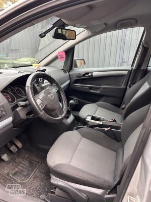 Grey Opel Zafira 2007 in Kaunas, with an engine capacity of 1.90 L and mileage of 281 thousand km for 1200 €, photo 8 on AUTOMOTO.COM.LV