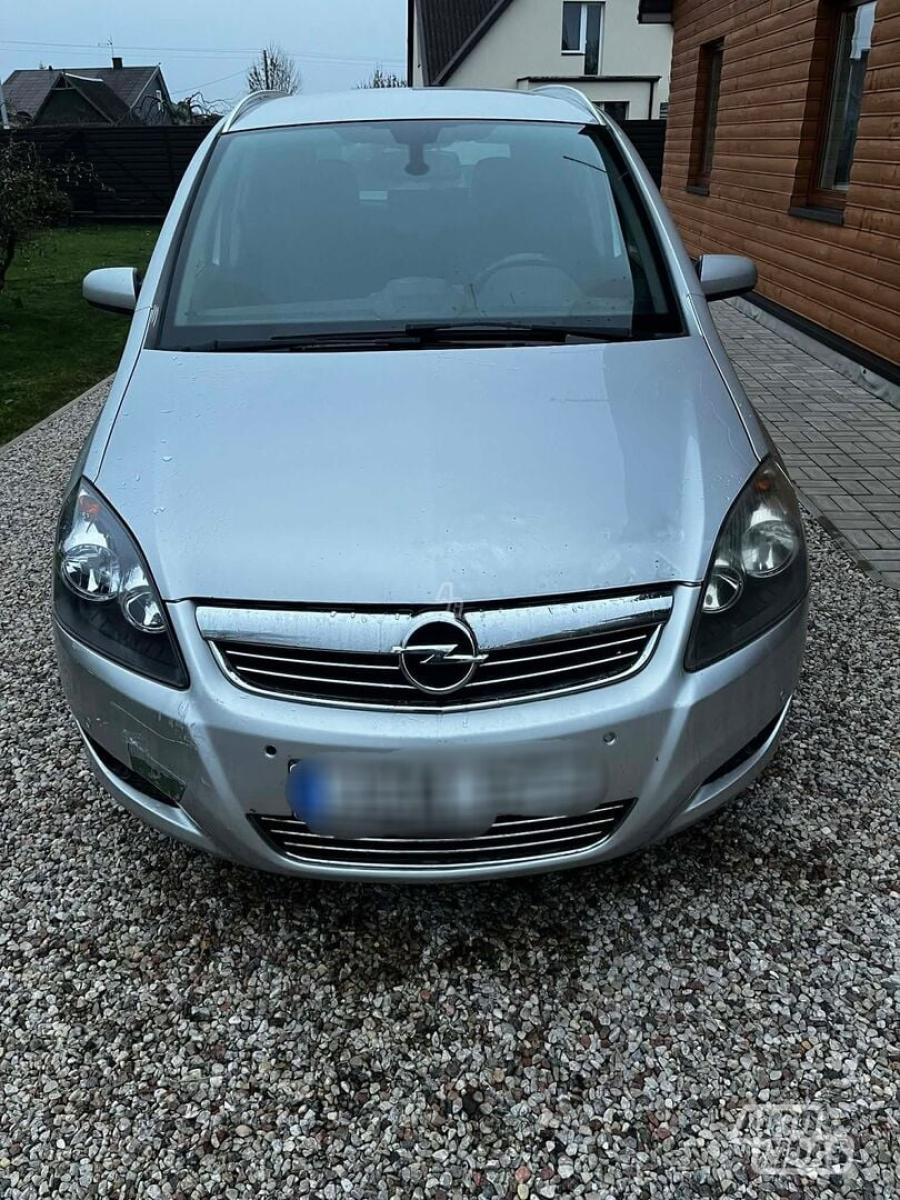 Pelēks Opel Zafira 2008 Akmenė, ar dzinēja tilpumu 1.70 L un nobraukumu 342 tūkst. km par 1800 €, foto 4 vietnē AUTOMOTO.COM.LV