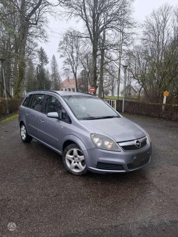 Grey Opel Zafira 2008 in Vilnius, with an engine capacity of 1.90 L and mileage of 270 thousand km for 1650 €, photo 8 on AUTOMOTO.COM.LV