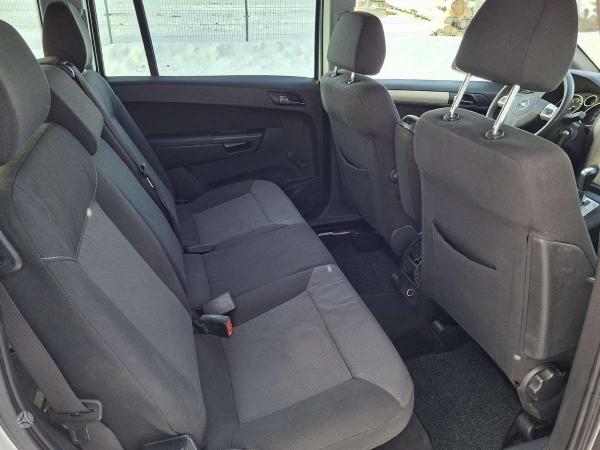 Grey Opel Zafira 2008 in Ukmerge, with an engine capacity of 2.20 L and mileage of 254 thousand km for 2500 €, photo 11 on AUTOMOTO.COM.LV