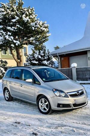 Grey Opel Zafira 2008 in Vilnius, with an engine capacity of 1.91 L and mileage of 227 thousand km for 2500 €, photo  on AUTOMOTO.COM.LV