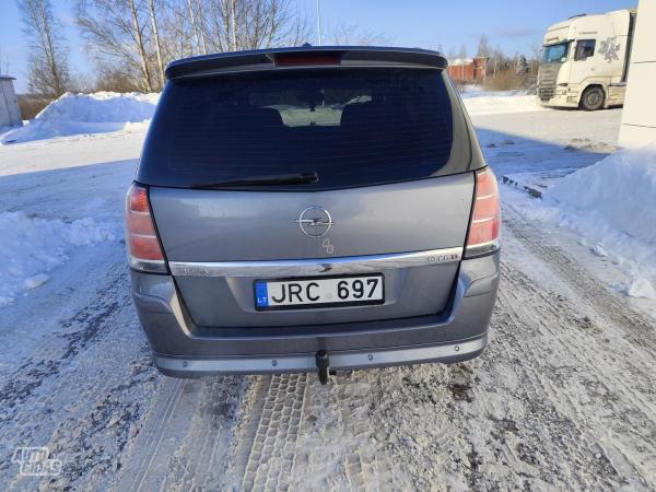 Pelēks Opel Zafira 2008 Telšiai, ar dzinēja tilpumu 1.90 L un nobraukumu 360 tūkst. km par 1880 €, foto 4 vietnē AUTOMOTO.COM.LV