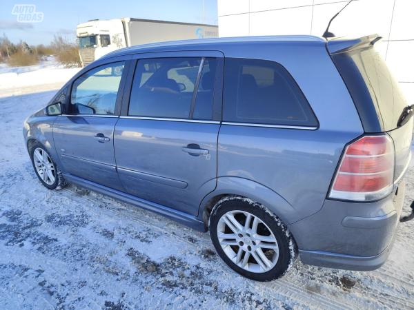 Pelēks Opel Zafira 2008 Telšiai, ar dzinēja tilpumu 1.90 L un nobraukumu 360 tūkst. km par 1880 €, foto 5 vietnē AUTOMOTO.COM.LV