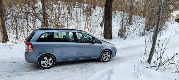 Grey Opel Zafira 2008 in Vilnius, with an engine capacity of 1.91 L and mileage of 354 thousand km for 999 €, photo 7 on AUTOMOTO.COM.LV