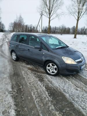 Grey Opel Zafira 2008 in Kretinga, with an engine capacity of 1.90 L and mileage of 455 thousand km for 1499 €, photo 4 on AUTOMOTO.COM.LV