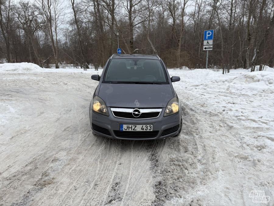 Pelēks Opel Zafira 2008 Anykščiai, ar dzinēja tilpumu 1.90 L un nobraukumu 325 tūkst. km par 750 €, foto 7 vietnē AUTOMOTO.COM.LV