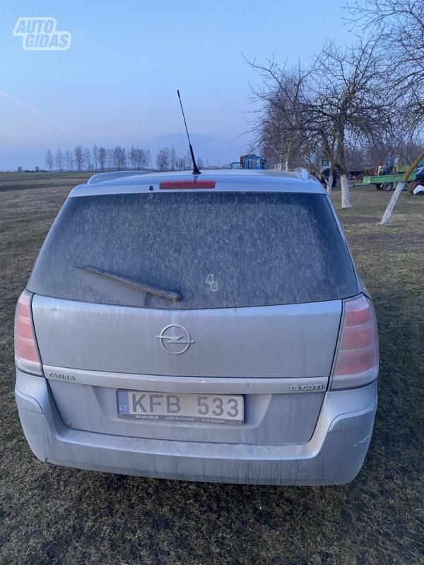 Pelēks Opel Zafira 2008 Lazdijai, ar dzinēja tilpumu 1.90 L un nobraukumu 385 tūkst. km par 600 €, foto 3 vietnē AUTOMOTO.COM.LV
