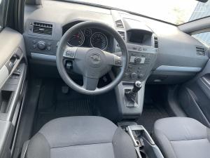 Pelēks Opel Zafira 2008 Alīta, ar dzinēja tilpumu 1.90 L un nobraukumu 220 tūkst. km par 1800 €, foto 12 vietnē AUTOMOTO.COM.LV