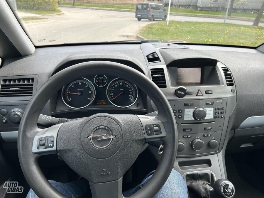 Pelēks Opel Zafira 2008 Šauļi, ar dzinēja tilpumu 1.90 L un nobraukumu 323 tūkst. km par 1450 €, foto 14 vietnē AUTOMOTO.COM.LV
