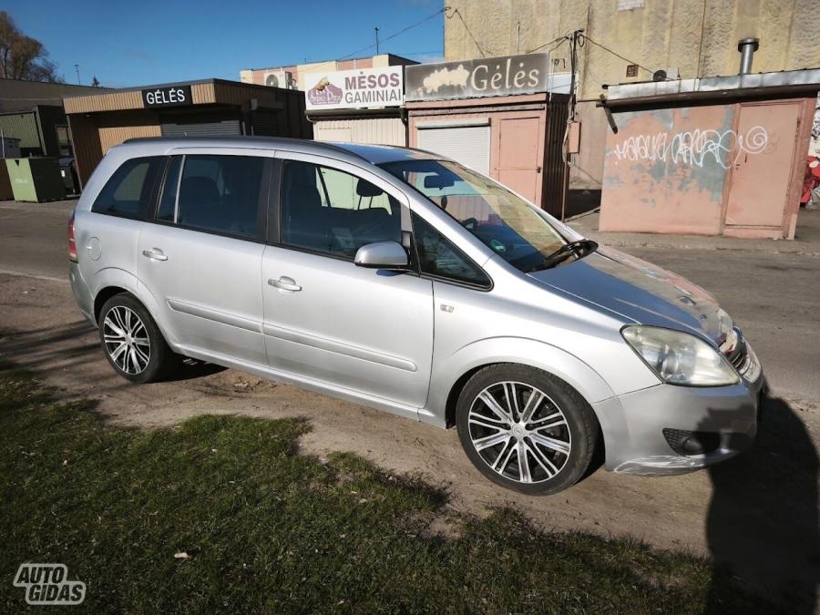 Pelēks Opel Zafira 2008 Panevēža, ar dzinēja tilpumu 1.90 L un nobraukumu 358 tūkst. km par 1800 €, foto 6 vietnē AUTOMOTO.COM.LV