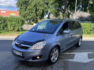Grey Opel Zafira 2008 in Ukmerge, with an engine capacity of 1.90 L and mileage of 395 thousand km for 2200 €, photo  on AUTOMOTO.COM.LV