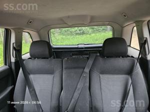 Pelēks Opel Zafira 2008 Daugavpils, ar dzinēja tilpumu 1.70 L un nobraukumu 296 tūkst. km par 2200 €, foto 3 vietnē AUTOMOTO.COM.LV