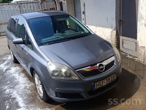 Grey Opel Zafira 2008 in Liepaja, with an engine capacity of 1.90 L and mileage of 287 thousand km for 1300 €, photo  on AUTOMOTO.COM.LV