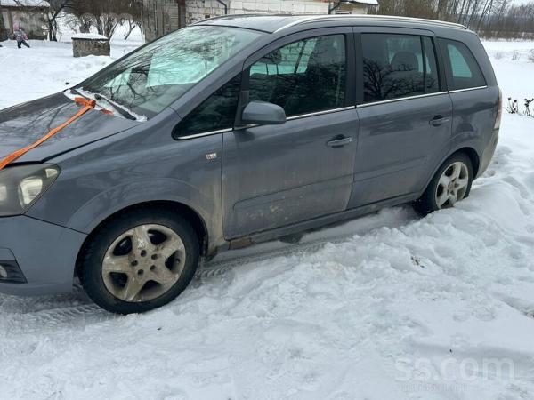 Pelēks Opel Zafira 2008 Aizkraukle, ar dzinēja tilpumu 1.90 L un nobraukumu 321 tūkst. km par 640 €, foto 2 vietnē AUTOMOTO.COM.LV