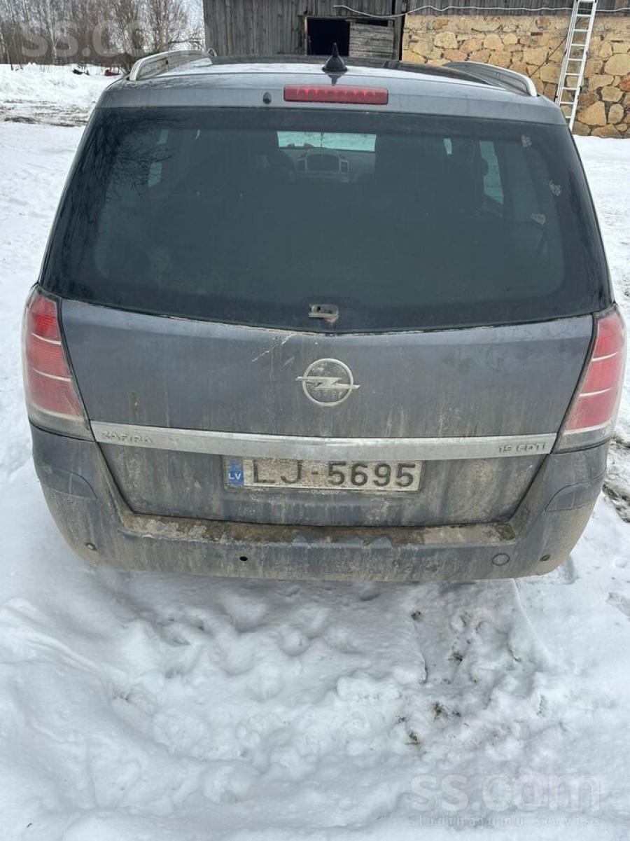 Pelēks Opel Zafira 2008 Aizkraukle, ar dzinēja tilpumu 1.90 L un nobraukumu 321 tūkst. km par 640 €, foto 5 vietnē AUTOMOTO.COM.LV
