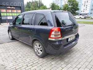 Grey Opel Zafira 2008 in Riga, with an engine capacity of 1.70 L and mileage of 330 thousand km for 890 €, photo 4 on AUTOMOTO.COM.LV