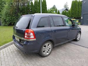 Grey Opel Zafira 2008 in Riga, with an engine capacity of 1.70 L and mileage of 330 thousand km for 890 €, photo 5 on AUTOMOTO.COM.LV
