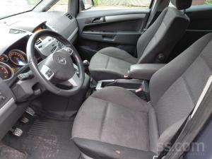 Grey Opel Zafira 2008 in Riga, with an engine capacity of 1.70 L and mileage of 330 thousand km for 890 €, photo 8 on AUTOMOTO.COM.LV