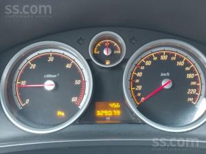 Grey Opel Zafira 2008 in Riga, with an engine capacity of 1.70 L and mileage of 330 thousand km for 890 €, photo 12 on AUTOMOTO.COM.LV