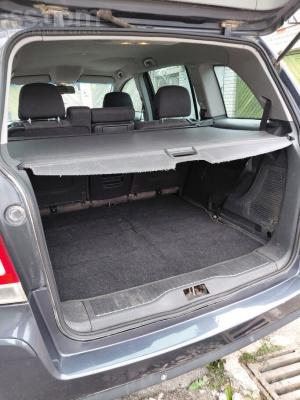 Grey Opel Zafira 2008 in Riga, with an engine capacity of 1.70 L and mileage of 330 thousand km for 890 €, photo 13 on AUTOMOTO.COM.LV