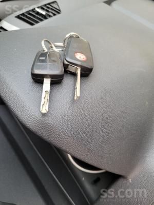 Grey Opel Zafira 2008 in Bauska, with an engine capacity of 1.90 L and mileage of 225 thousand km for 1000 €, photo 6 on AUTOMOTO.COM.LV