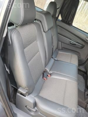 Grey Opel Zafira 2008 in Bauska, with an engine capacity of 1.90 L and mileage of 225 thousand km for 1000 €, photo 14 on AUTOMOTO.COM.LV