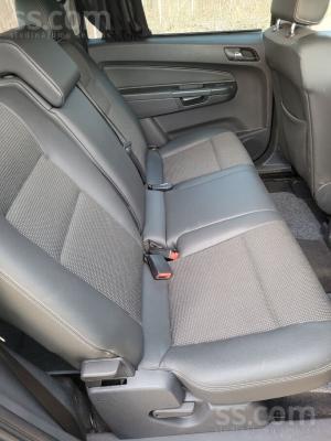 Grey Opel Zafira 2008 in Bauska, with an engine capacity of 1.90 L and mileage of 225 thousand km for 1000 €, photo 15 on AUTOMOTO.COM.LV