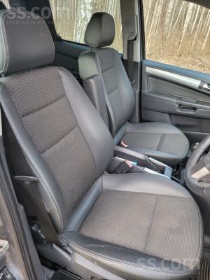 Grey Opel Zafira 2008 in Bauska, with an engine capacity of 1.90 L and mileage of 225 thousand km for 1000 €, photo 17 on AUTOMOTO.COM.LV