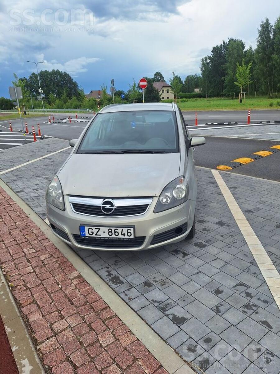 Pelēks Opel Zafira 2008 Jelgava, ar dzinēja tilpumu 1.80 L un nobraukumu 458 tūkst. km par 750 €, foto 1 vietnē AUTOMOTO.COM.LV