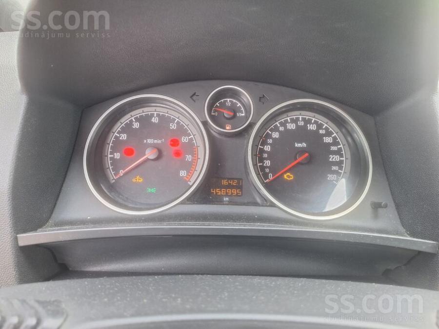 Pelēks Opel Zafira 2008 Jelgava, ar dzinēja tilpumu 1.80 L un nobraukumu 458 tūkst. km par 750 €, foto 6 vietnē AUTOMOTO.COM.LV