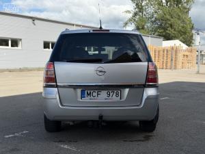 Grey Opel Zafira 2008 in Siauliai, with an engine capacity of 2.20 L and mileage of 300 thousand km for 1350 €, photo 6 on AUTOMOTO.COM.LV