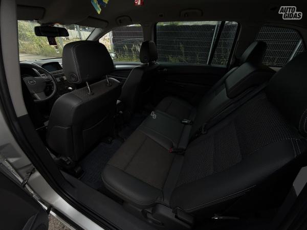 Grey Opel Zafira 2008 in Siauliai, with an engine capacity of 2.20 L and mileage of 300 thousand km for 1350 €, photo 9 on AUTOMOTO.COM.LV