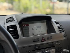 Grey Opel Zafira 2008 in Siauliai, with an engine capacity of 2.20 L and mileage of 300 thousand km for 1350 €, photo 18 on AUTOMOTO.COM.LV