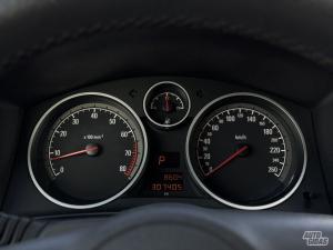Grey Opel Zafira 2008 in Siauliai, with an engine capacity of 2.20 L and mileage of 300 thousand km for 1350 €, photo 23 on AUTOMOTO.COM.LV