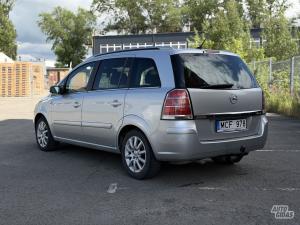 Pelēks Opel Zafira 2008 Šauļi, ar dzinēja tilpumu 2.20 L un nobraukumu 307 tūkst. km par 1350 €, foto 7 vietnē AUTOMOTO.COM.LV