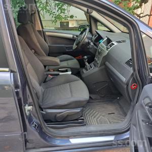 Grey Opel Zafira 2008 in Dobele, with an engine capacity of 1.70 L and mileage of 269 thousand km for 1700 €, photo 11 on AUTOMOTO.COM.LV