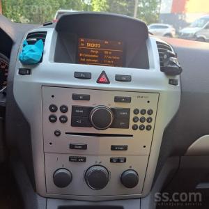 Grey Opel Zafira 2008 in Dobele, with an engine capacity of 1.70 L and mileage of 269 thousand km for 1700 €, photo 18 on AUTOMOTO.COM.LV