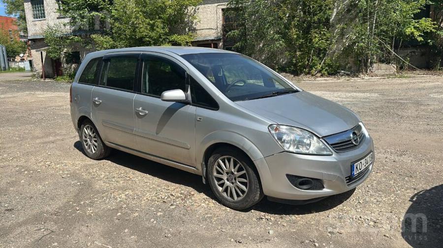 Pelēks Opel Zafira 2008 Rīga, ar dzinēja tilpumu 2.00 L un nobraukumu 300 tūkst. km par 800 €, foto 4 vietnē AUTOMOTO.COM.LV