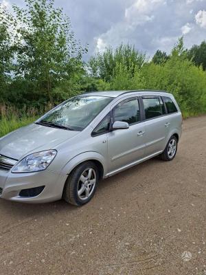 Grey Opel Zafira 2008 in Rietavas, with an engine capacity of 1.91 L and mileage of 273 thousand km for 1400 €, photo  on AUTOMOTO.COM.LV
