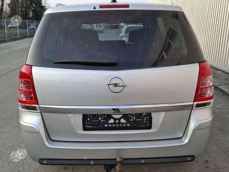 Pelēks Opel Zafira 2008 Ukmergė, ar dzinēja tilpumu 2.20 L un nobraukumu 254 tūkst. km par 2250 €, foto 6 vietnē AUTOMOTO.COM.LV