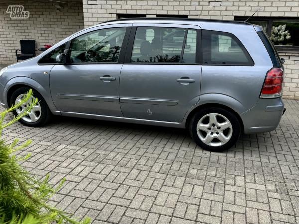 Grey Opel Zafira 2008 in Kaunas, with an engine capacity of 1.90 L and mileage of 136 thousand km for 2999 €, photo 7 on AUTOMOTO.COM.LV
